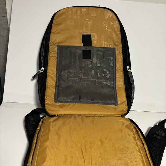 OGIO | Bags | Ogio Veeam Backpack Black Green Nwt | Poshmark